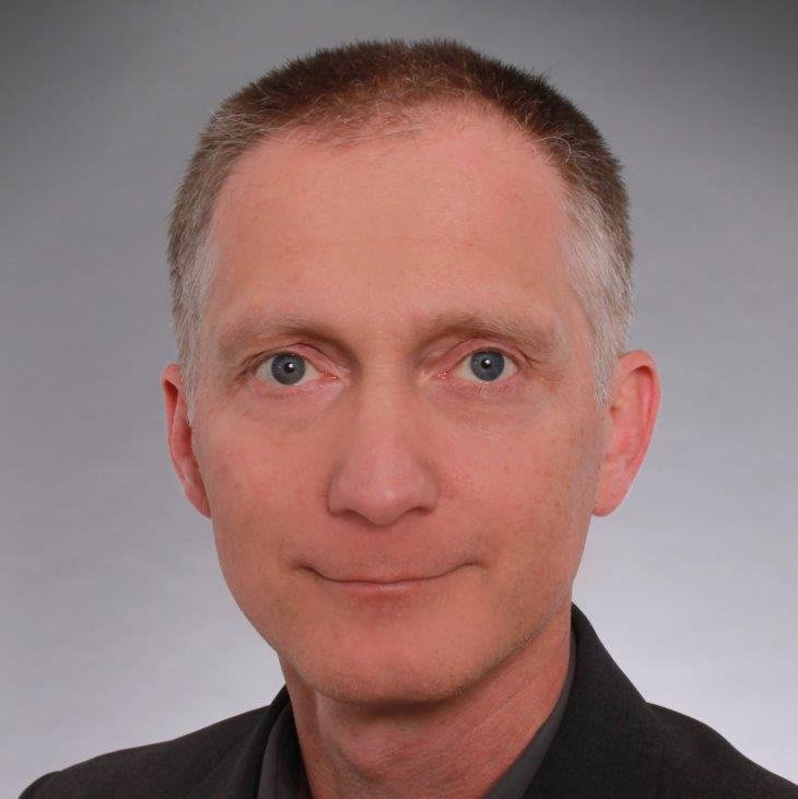 Prof Dr. phil. Thomas Bek | NXT